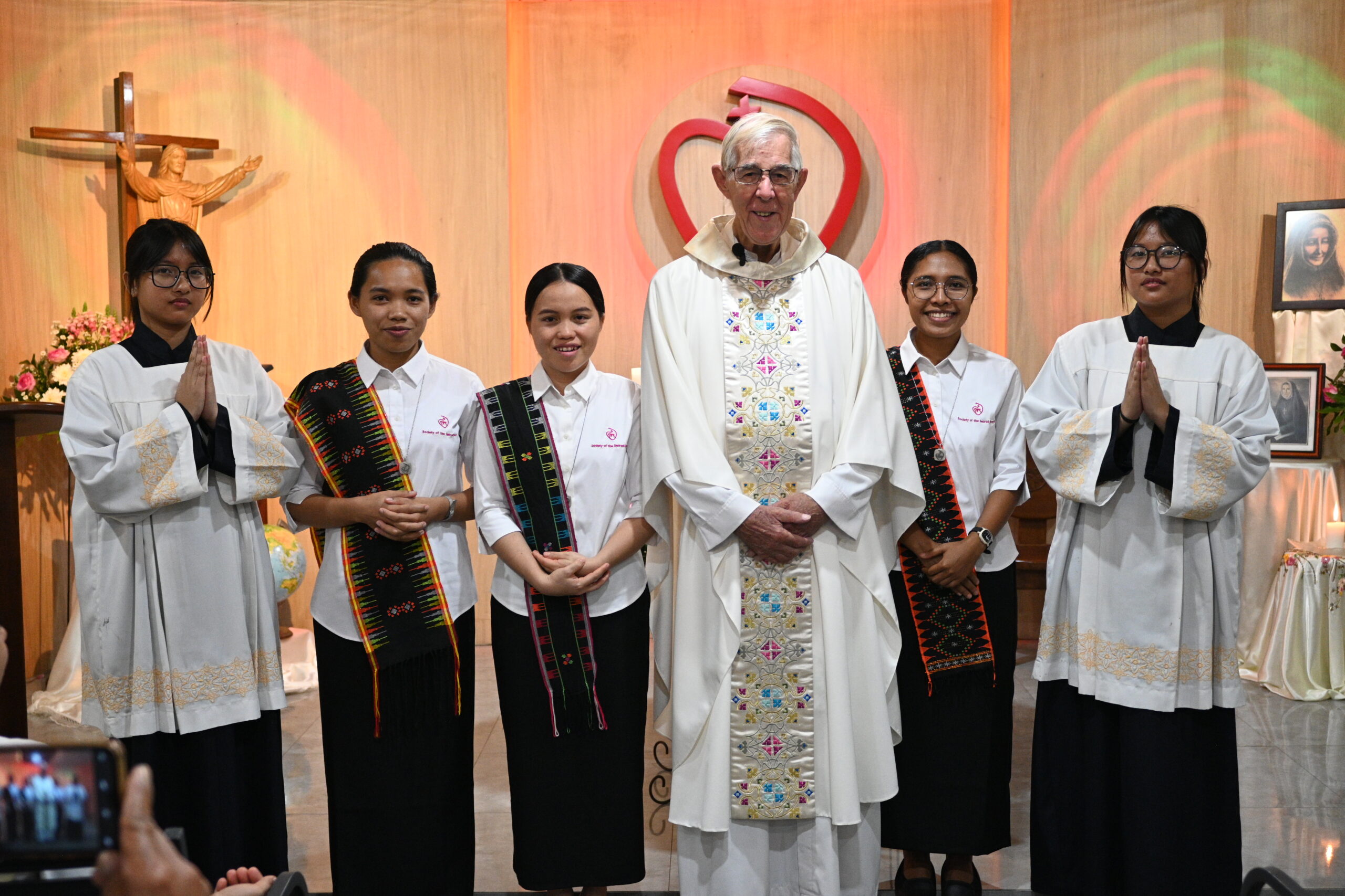 Celebrating First Vows in Indonesia - RSCJ International